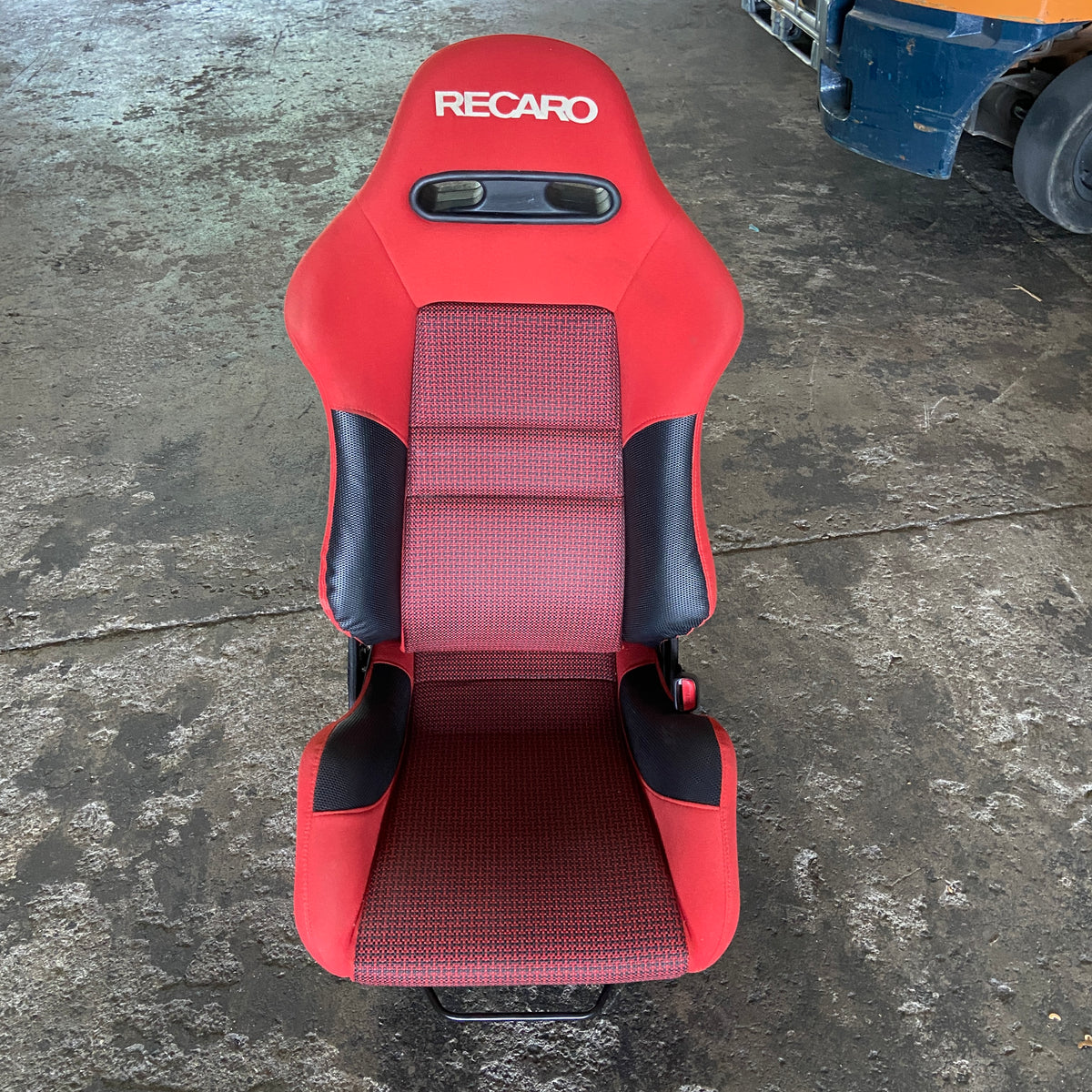Recaro red SR4 Seat – MMI Auto Parts
