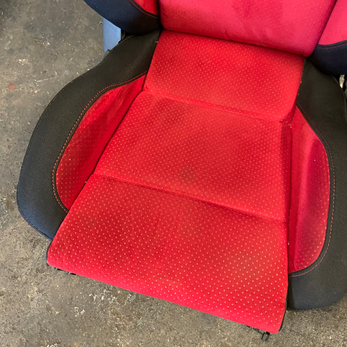 Recaro ZC31s Red Pair of Seats – MMI Auto Parts