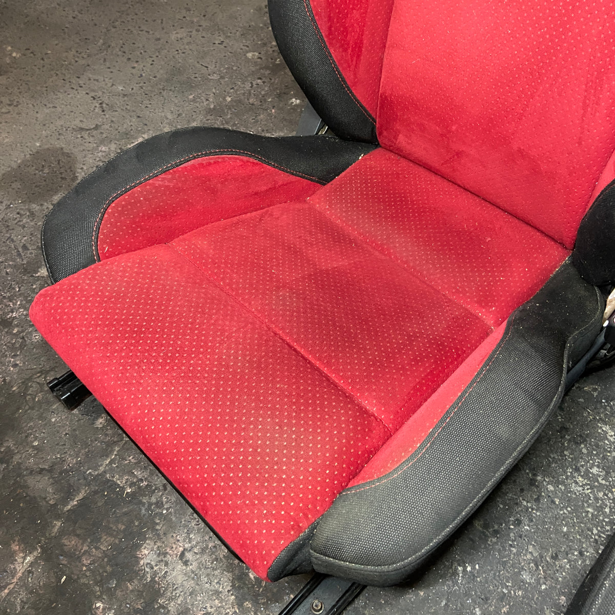 Recaro ZC31s Red Pair of Seats – MMI Auto Parts